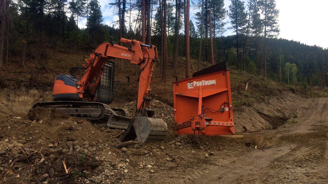 Material Screening – Boundary Excavating